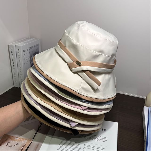 Two Tone Bucket Hat – Genistyle Shop
